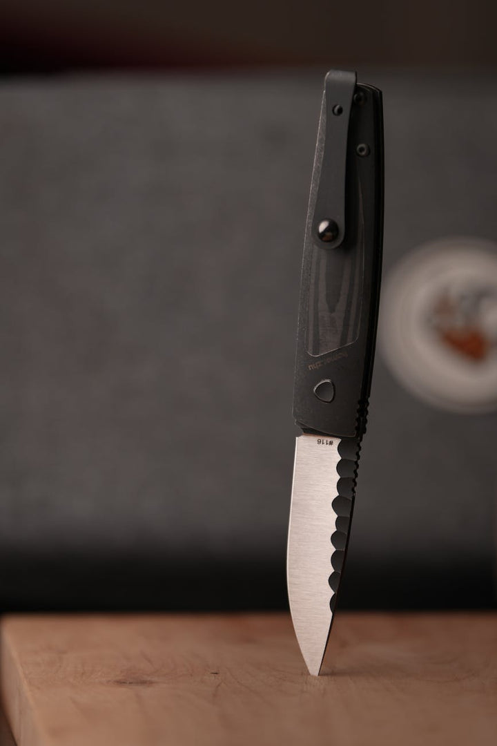 Plain vs Serrated (and Combo) Edges on OTF Knives: The Right Edge for ...